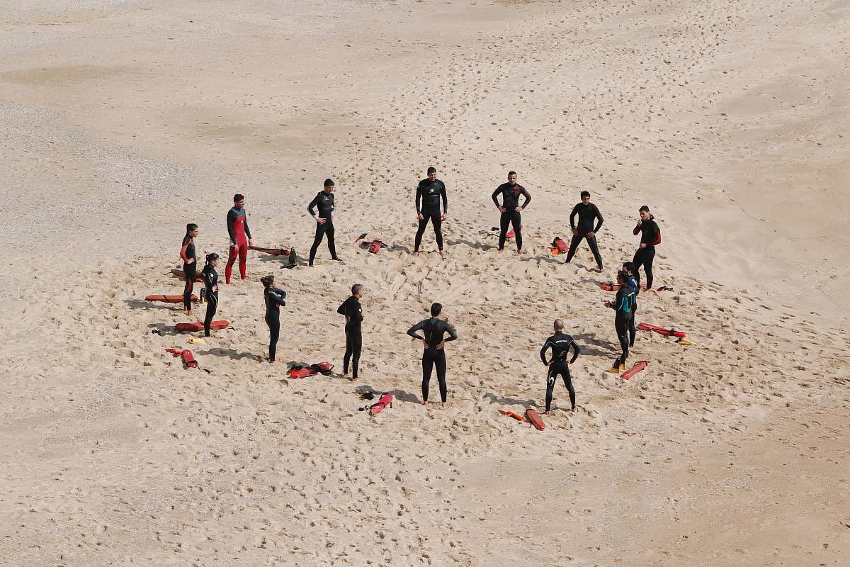 Group People Standing Forming A Circle During Daytime Beach Image Free ... Group People Standing Forming A Circle During Daytime Beach Image Free ...